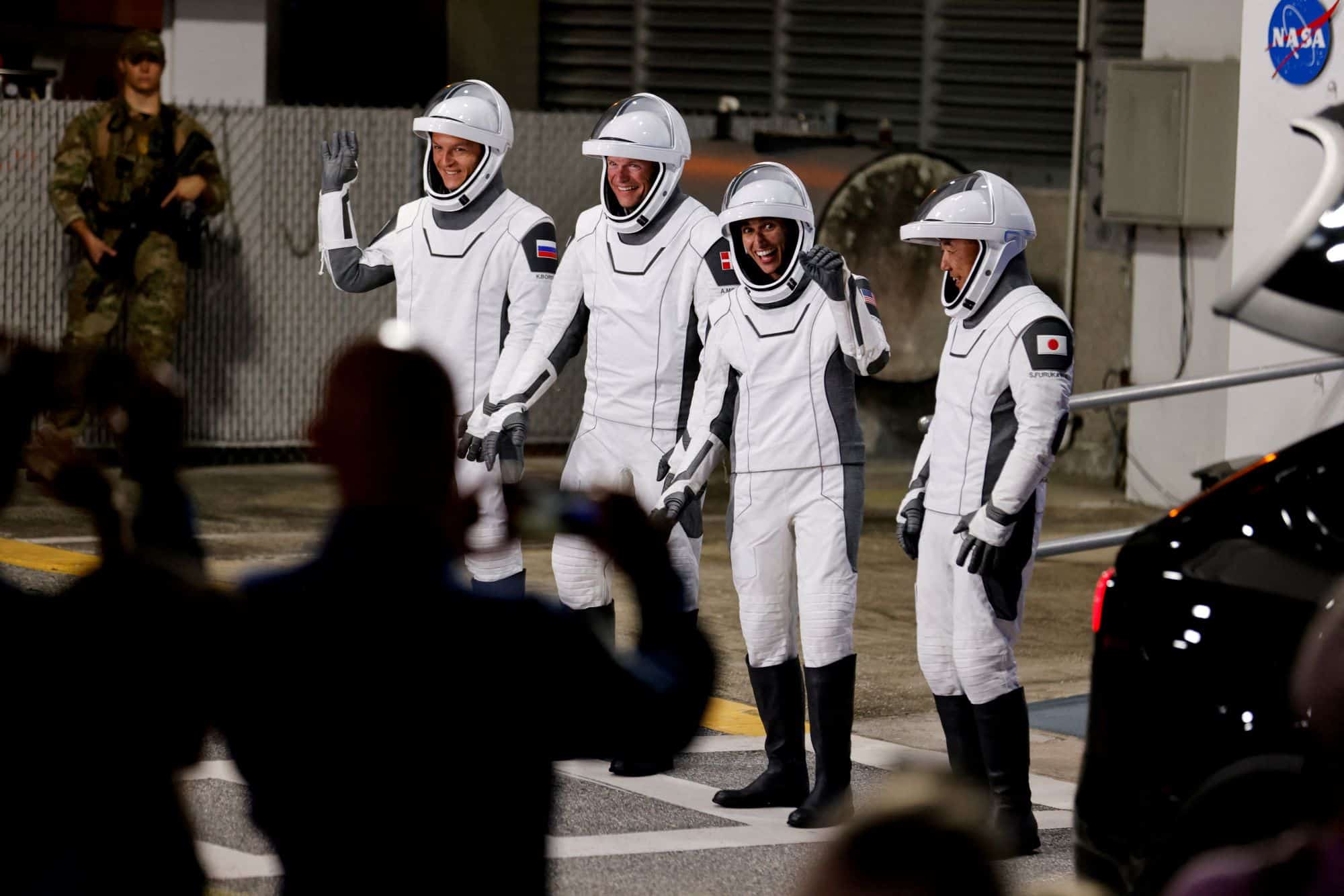 Na Mezinárodní vesmírnou stanici odletěli čtyři astronauti ze čtyř zemí ...